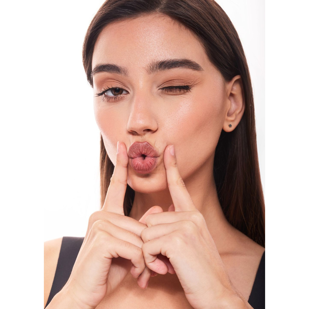 Lip pencil – adds a pop of color and cares for the lips